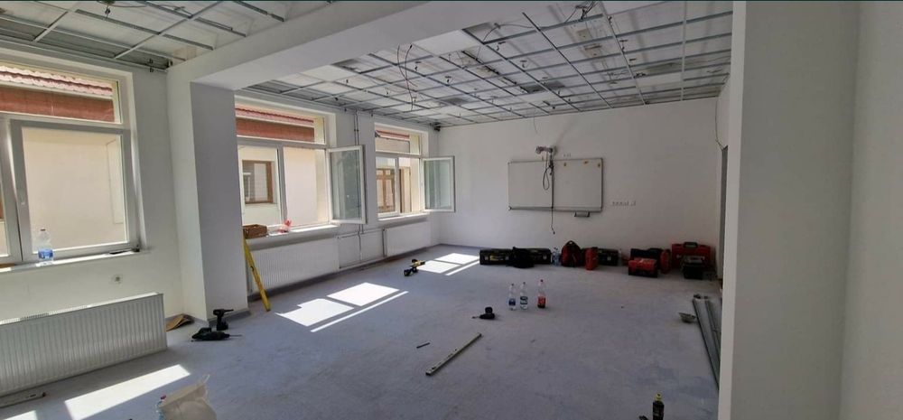 Constructii,Zugravit/Gletuit mecanizat,Rigips,Pardoseli Cluj-Napoca ...