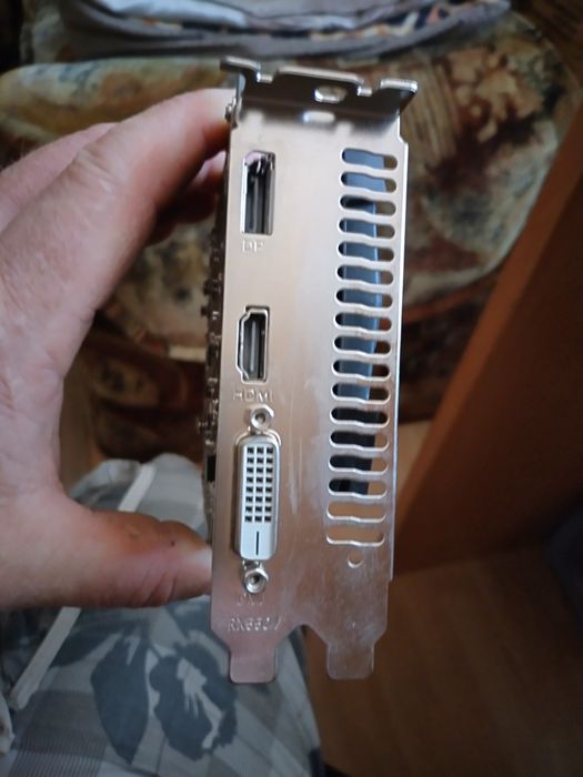 Red Dragon Radeon™ RX 550, 2GB GDDR5, 128-bit Sebis • OLX.ro