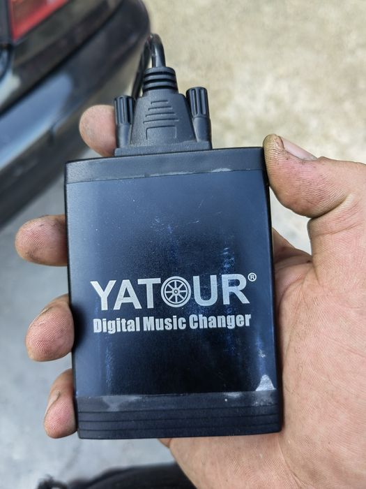 Продавам за Bmw X5, E39 Монитор и Yatour гр. Плевен 9-ти квартал • OLX.bg