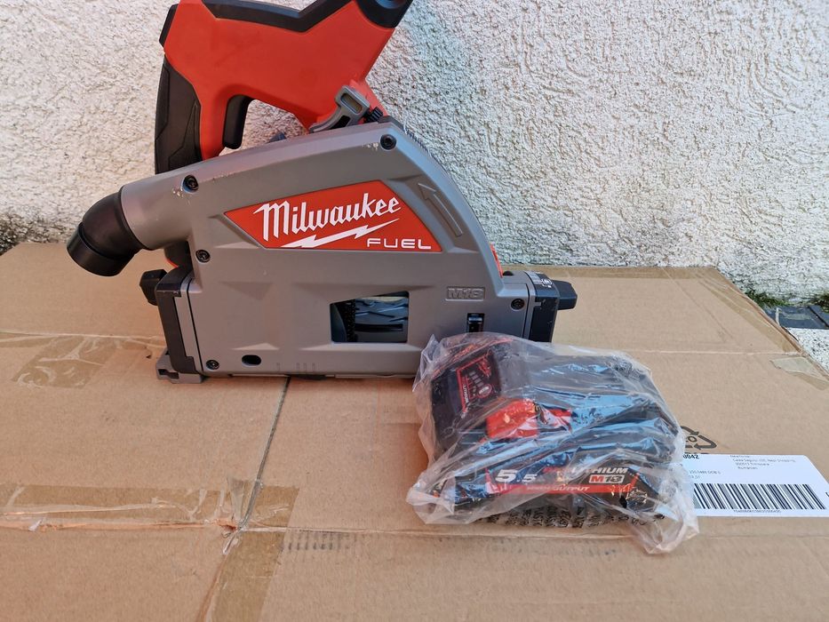 Milwaukee circular pe acumulatori pentru sina de ghidaj Maureni • OLX.ro