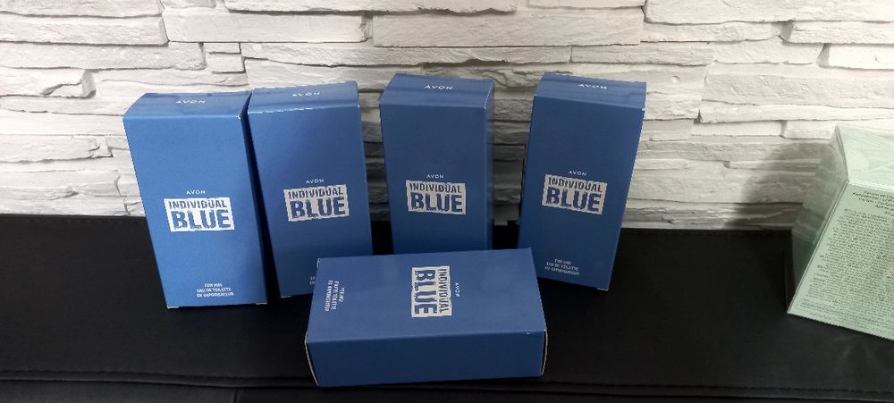 Parfum de la avon blue , nu trimit ramburs și nu trimit prin olx ...