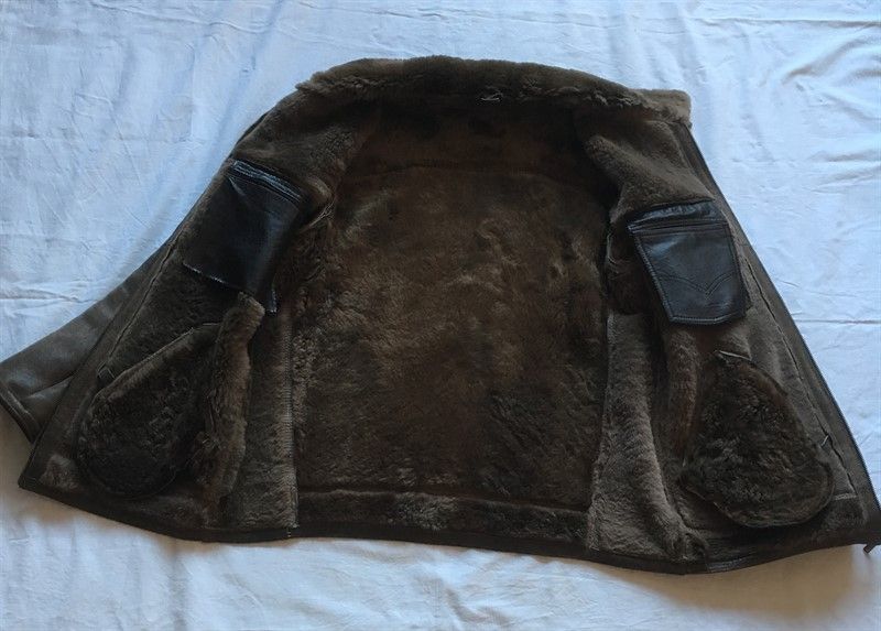 Cojoc barbatesc blana naturala maro-purtat de 4-5 ori Braila • OLX.ro