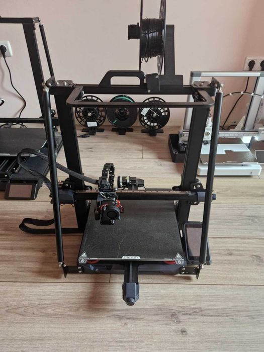 Vand imprimanta Creality Ender 3s1 Plus Targu-Mures • OLX.ro