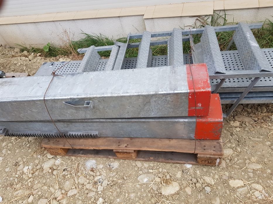 Platforma autoridicatoare 2 coloane schela motor lift marfa materiale ...