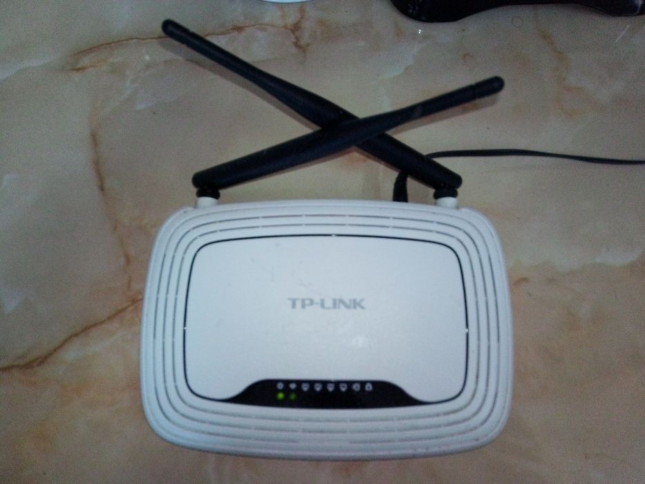 Рутер router TP LINK 841N 300 Mbit скорост - бърз и с голям обхват гр ...