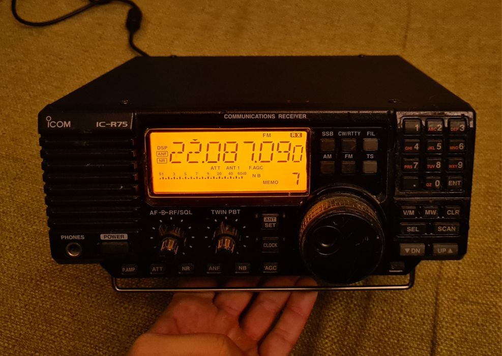 Icom IC-R75 Radio Receptor Radioamator Statie Cluj-Napoca • OLX.ro