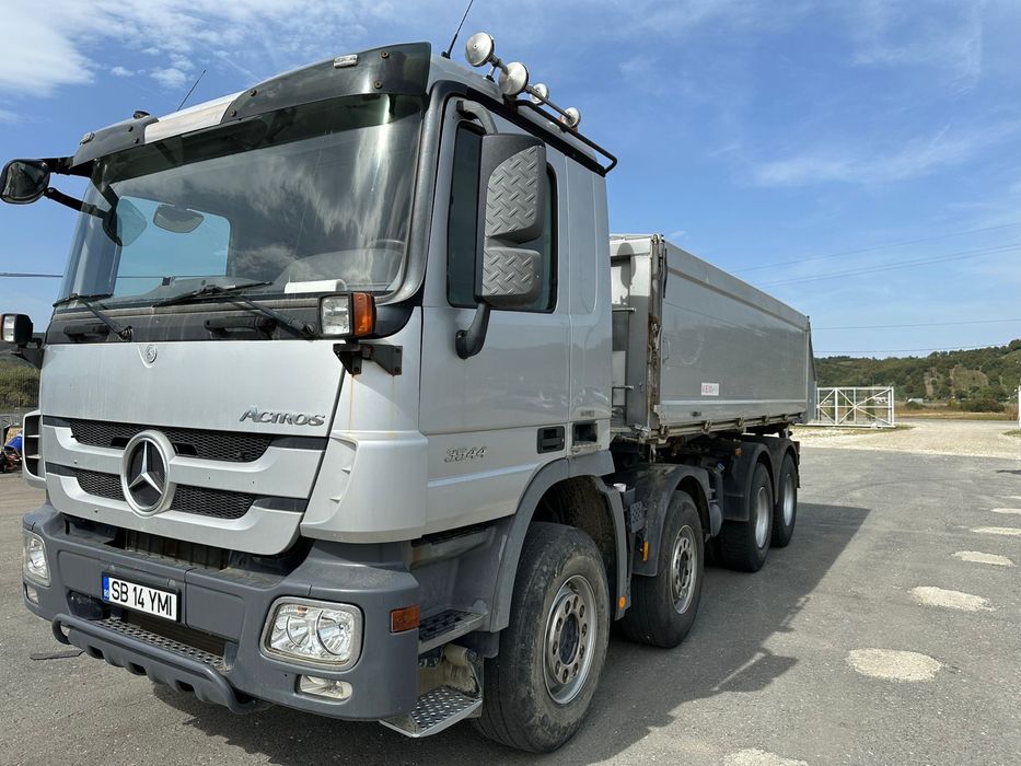 Mercedes Actros 3544 bascula 8X4 2010 Sibiu • OLX.ro