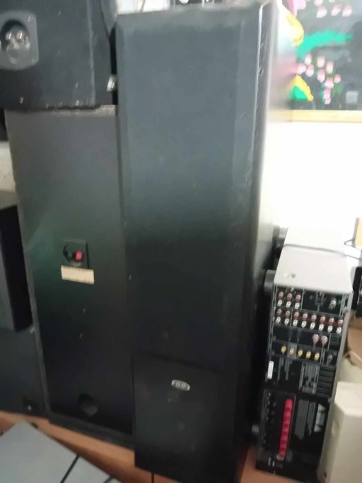 Boxe diferite Eltax etc. Hunedoara • OLX.ro