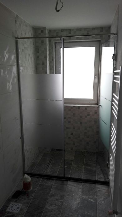 Panouri dus Walk-in,cabine dus sticla securizata Sibiu • OLX.ro