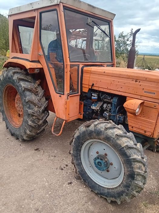 Tractor universal 445 Mocrea • OLX.ro