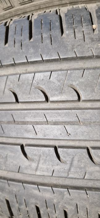 235.55.R19 105V SUV 4X4 Cauciucuri Anvelope 2 buc Cluj-Napoca • OLX.ro