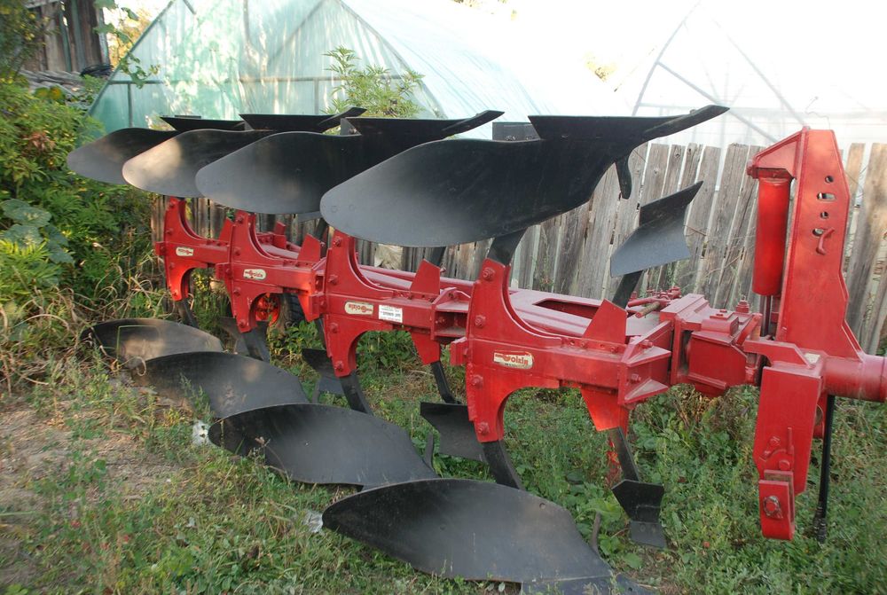 Plug Reversibil Kverneland 3 sau 4 Cormene/BRAZDE/Disc Agricol MARE Frumusani • OLX.ro