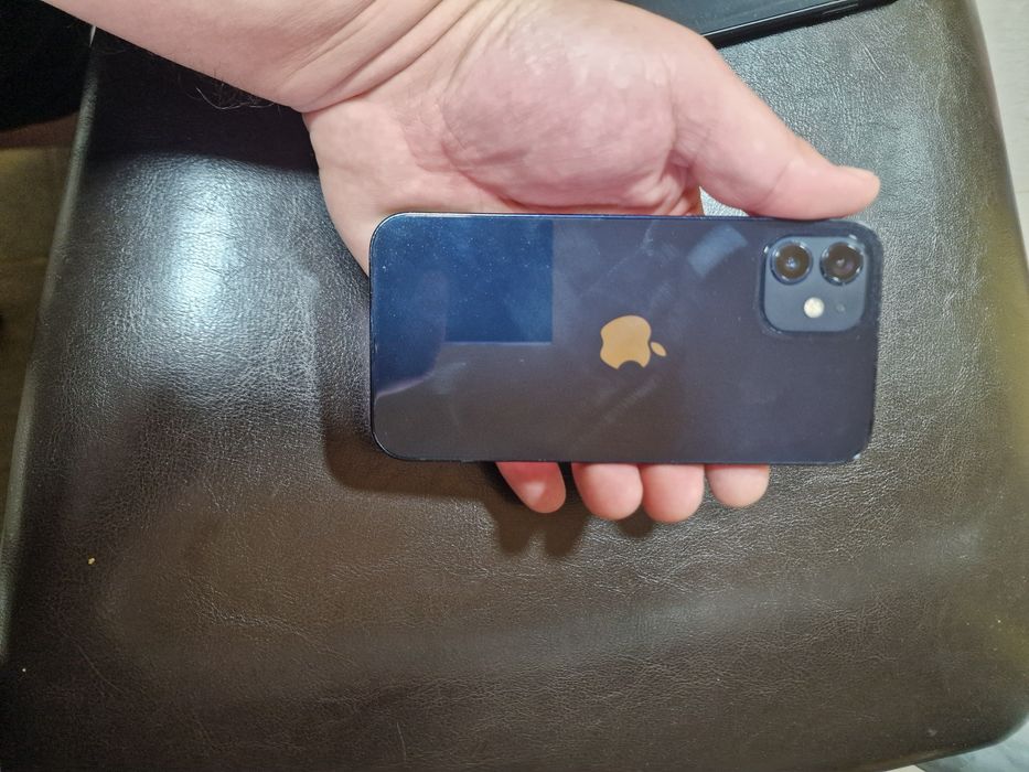 Vând iphone 12 64 gb Fierbinti-Targ • OLX.ro