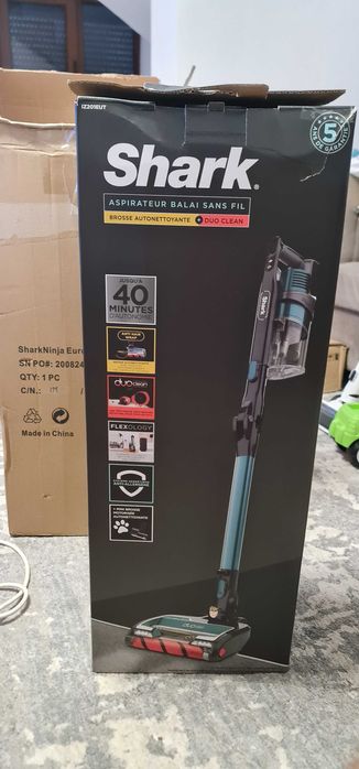 Aspirator vertical fara fir Shark IZ201EUT Sighisoara • OLX.ro