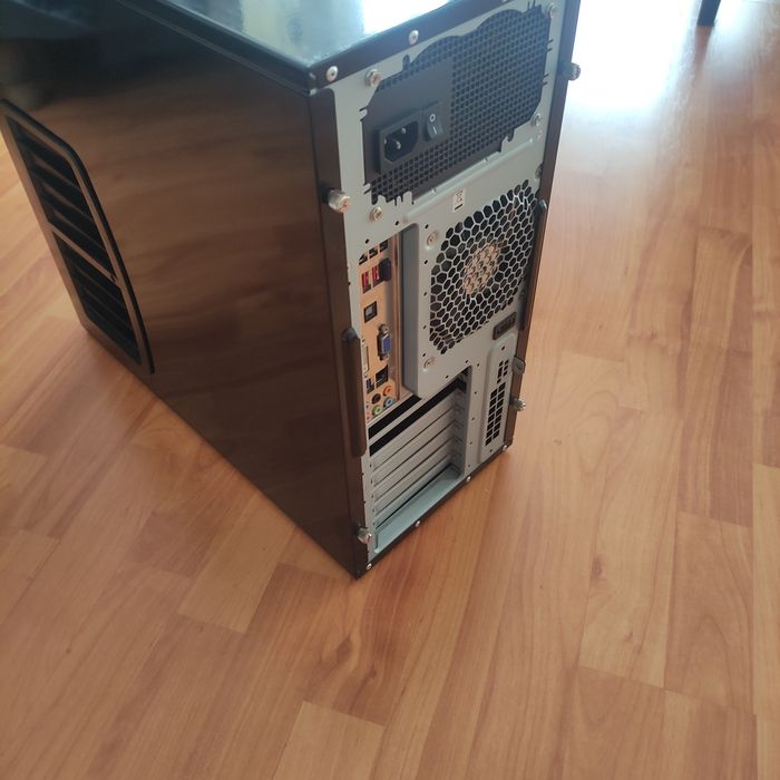 Setup PC Antec i5-2500K 8GB RAM 2TB HDD cu Monitor Cluj-Napoca • OLX.ro