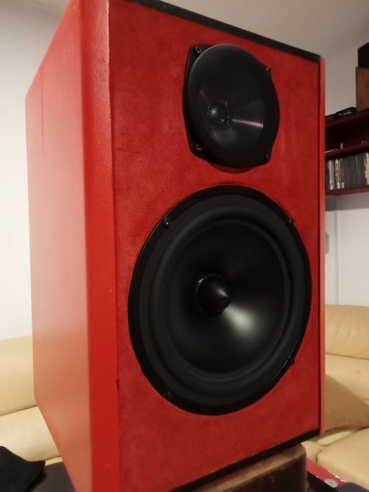 Boxe unicate, diy, construite manual, piele naturala. Brasov • OLX.ro