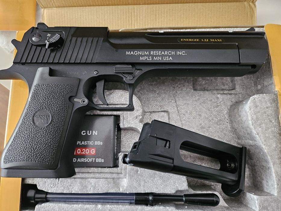 Pistol Airsoft Desert Eagle Deagle 50AE Full Metal Galati • OLX.ro