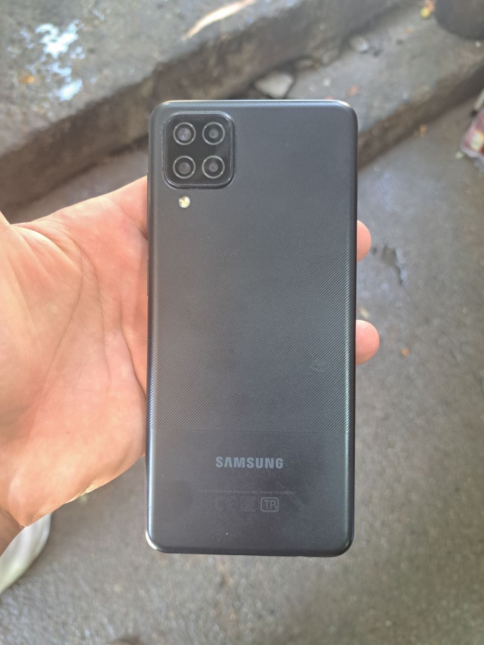 Samsung a12 4/64 срочна: 750 000 сум - Мобильные телефоны Ташкент на Olx