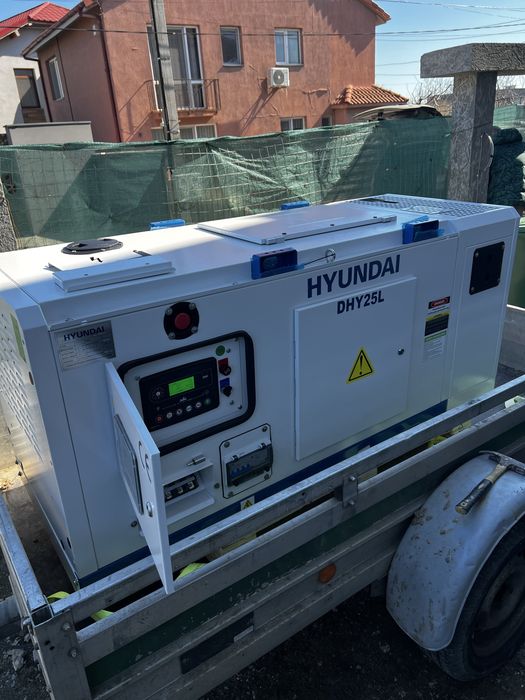 Generator curent/ Generator electric Trifazic 20 kW / 25 kVA ...