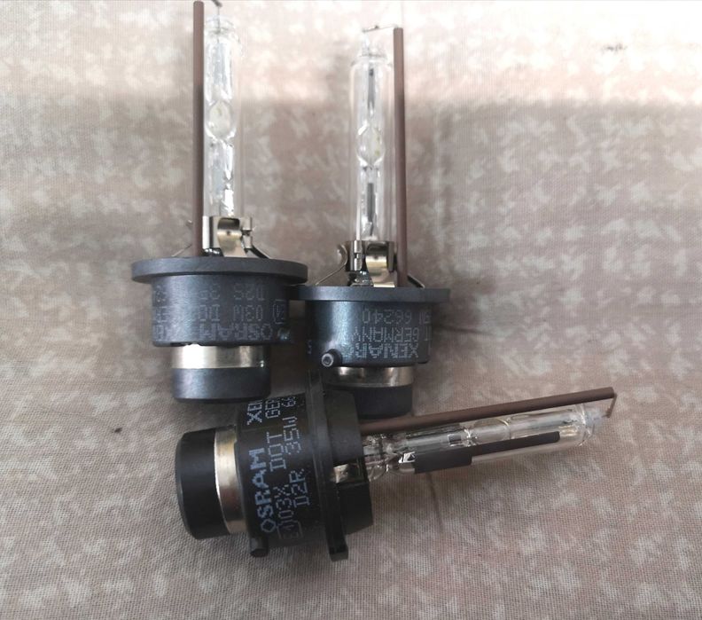Оригинални Крушки Osram Koito Philips Harison D2s D2r D4s D4r гр ...