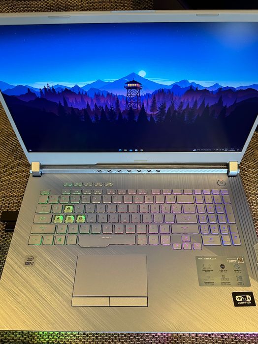 Vând Laptop ASUS ROG G17(G712LV) + Mouse STEELSERIES + Căști LOGITECH ...