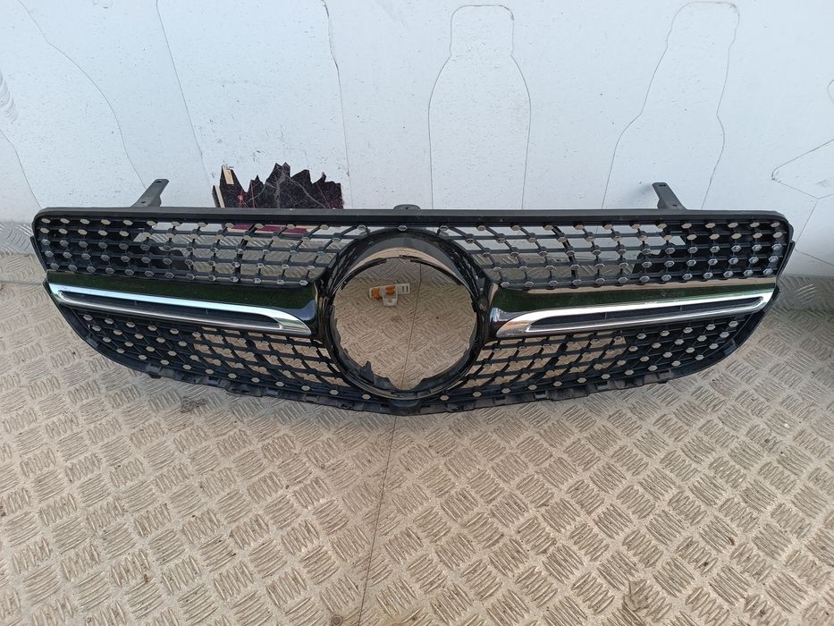 Grila diamond Mercedes Benz glc class w253 2015-19 Popesti-Leordeni • OLX.ro