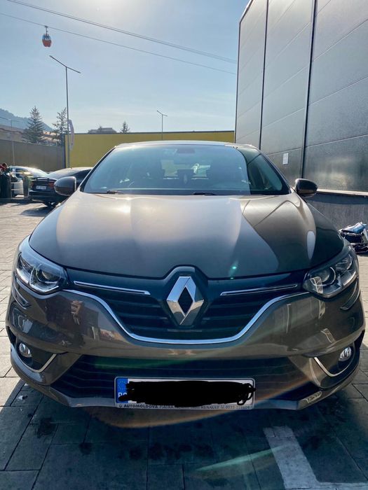 Renault Megane 4 Sedan Zen Piatra Neamt • OLX.ro
