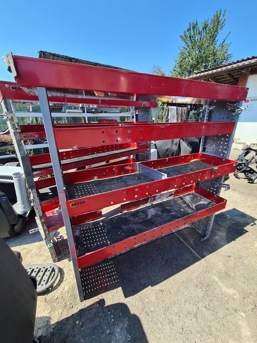 Rafturi metalice pentru scule Facaletesti • OLX.ro