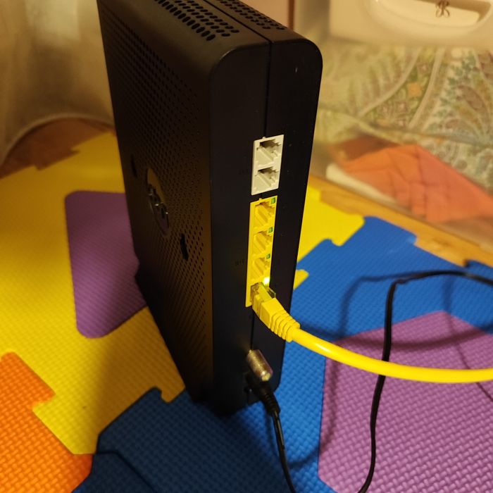 ConnectBox Router Vodafone CH7465VF Resita • OLX.ro