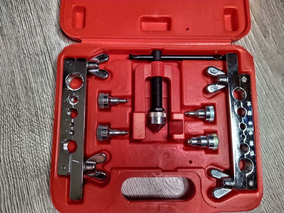 Trusa pt bercuit 7 Piese largit, taiat tevi/ conducte frana Bucuresti ...