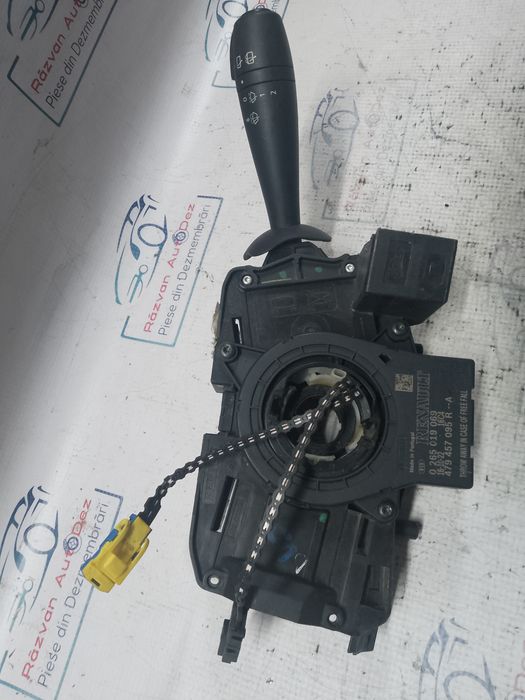 Spira volan + manete dacia duster 2017 Falticeni • OLX.ro