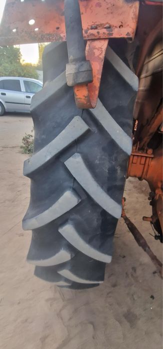 Vand tractor u650 Amarastii de Jos • OLX.ro