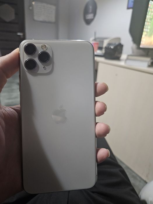 Iphone 11pro max 256gb: 2 300 000 сум - Мобильные телефоны Ташкент на Olx