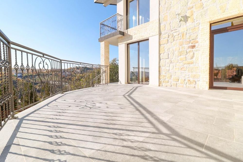 PF Vand Casa cu panorama în Feleacu Feleacu • OLX.ro