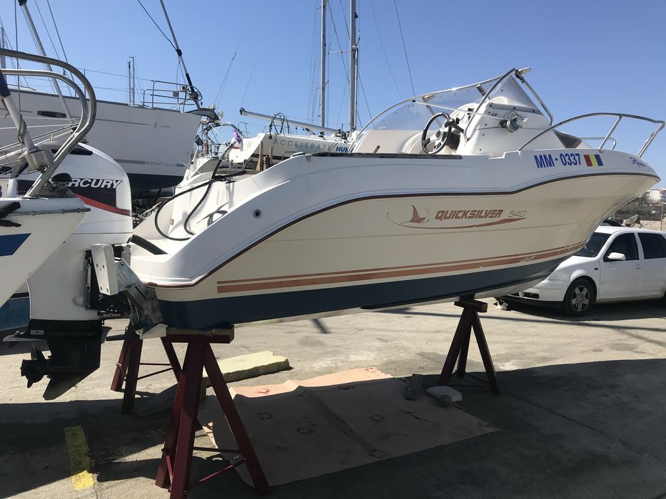 Barca Quicksilver 540 + peridoc 1300 kg Eforie Nord • OLX.ro