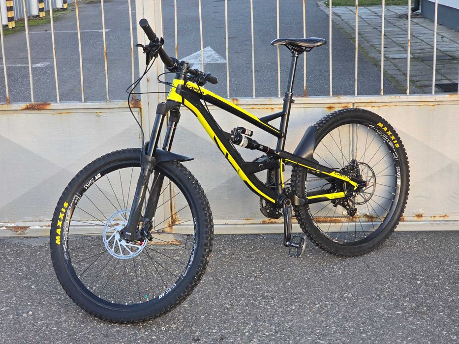 Vand / Schimb YT Capra MTB full suspension 170mmfrockshox + SRAM Brasov • OLX.ro