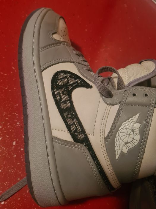 Adidași Nike Dior mar 37 la 300 lei Timișoara Timisoara • OLX.ro