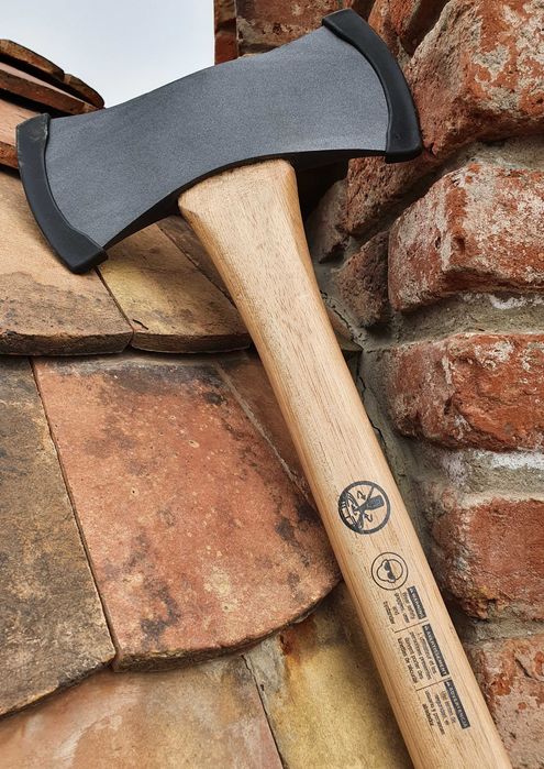 Topor cu tăiș dublu 1,6kg. Truper dublu bit Valea lui Mihai • OLX.ro