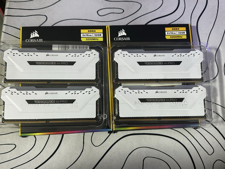 32gb ram Corsair vengeance rgb pro 4x8 3600mhz Targoviste • OLX.ro