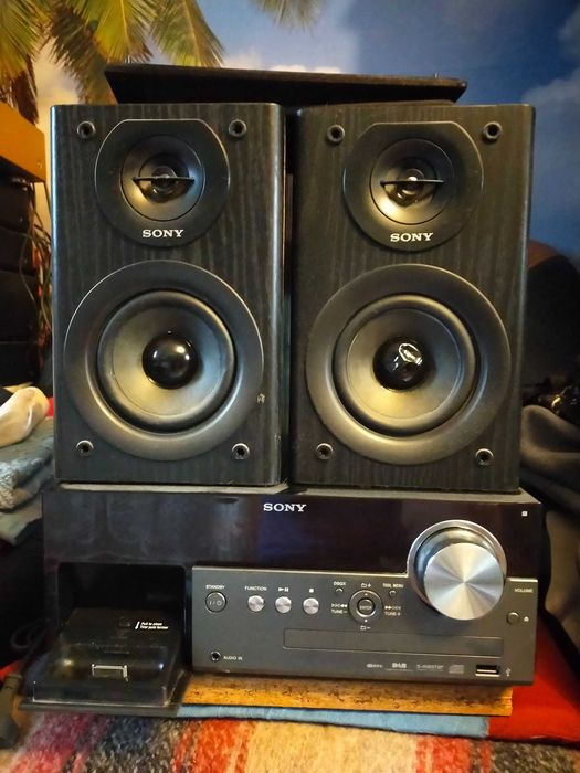 Sistem ” SONY cu Boxe originale ”optional Telecomanda. Bucuresti ...
