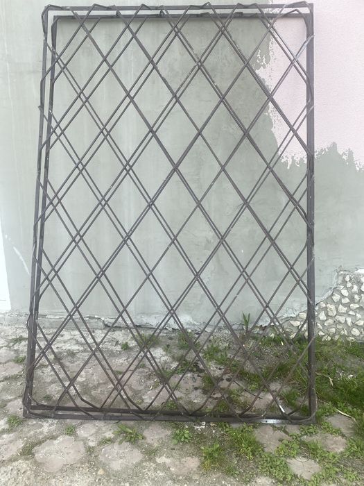 Panou,grilaj pt porti gard sau usi Vladimirescu • OLX.ro