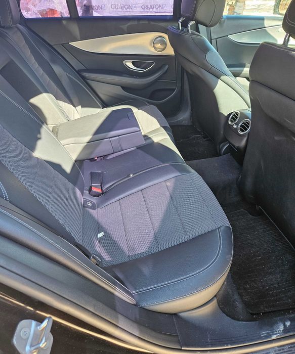 Mercedes Benz E220d 194cp Pachet AMG - Usor avariat lovit Bucuresti ...