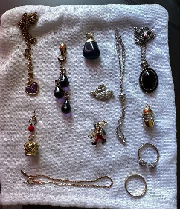 Gablonturi,se vand toate impreuna Zadareni • OLX.ro