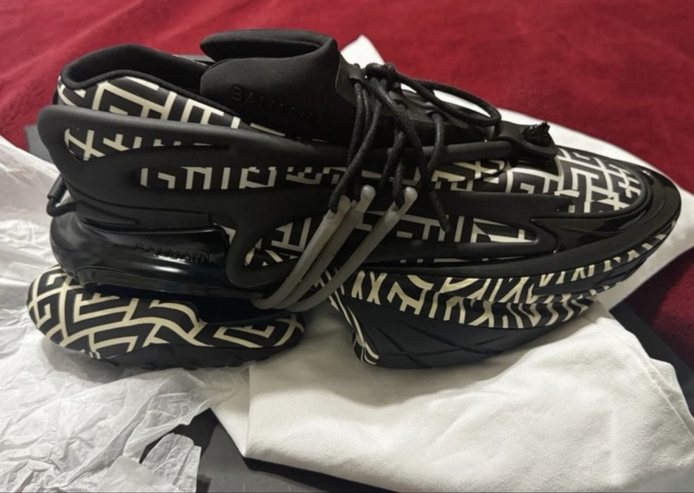 Balmain unicorn Brasov • OLX.ro