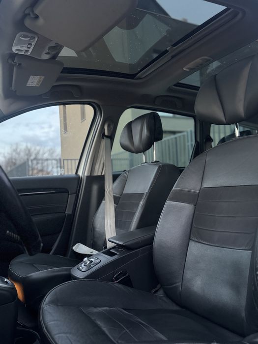 Renault Grand Scenic ,Model Bosse , An fab 2015 , Euro 6 , 7 locurii ...