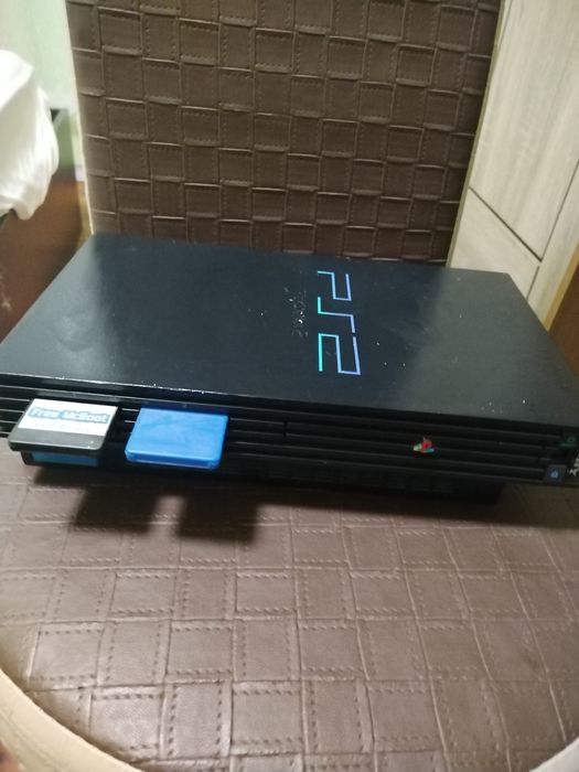 Хакнато ps2 с 3 джойстика гр. Лясковец • OLX.bg