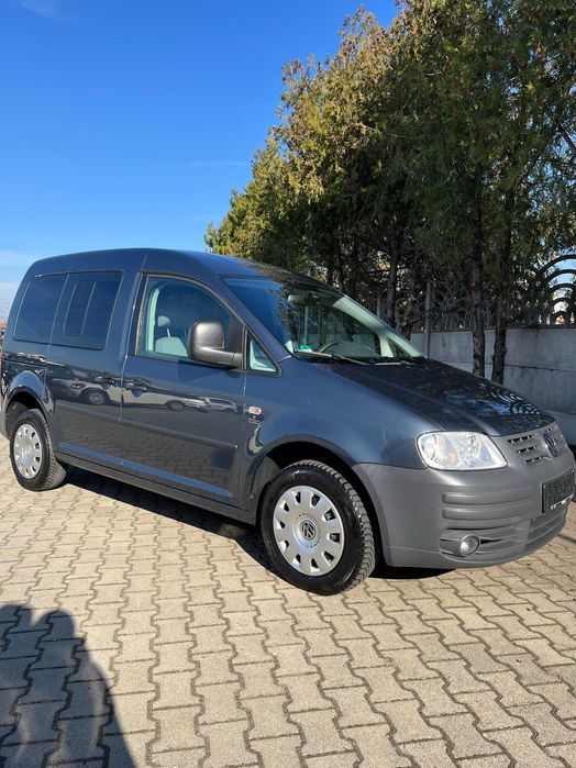 VW Caddy LIFE Final Edition 2010 1.9 TDI 5 Locuri + 2 Usi Culisante Arad • OLX.ro
