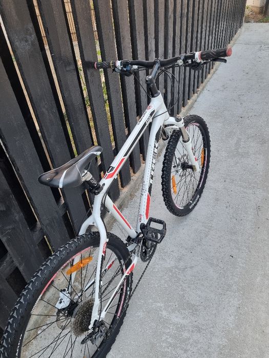 Bicicleta trek alpha 4900 stare perfectă Slatina • OLX.ro