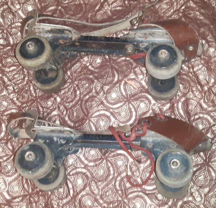 Salamandra lemn mango, Spania, și role vechi Hagieni • OLX.ro