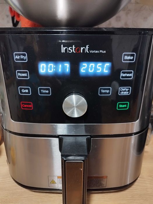 Instant Vortex Plus Air Fryer 5.7L гр. Пловдив Център • OLX.bg